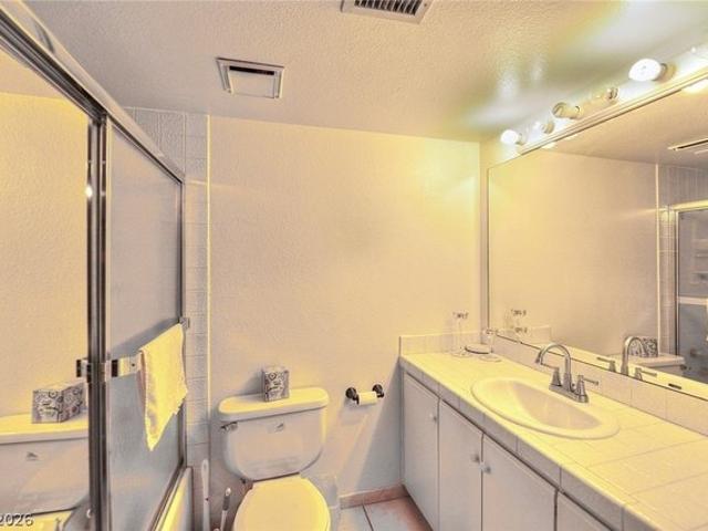 3823 S Maryland Pkwy Unit K11, Las Vegas, NV 89119
