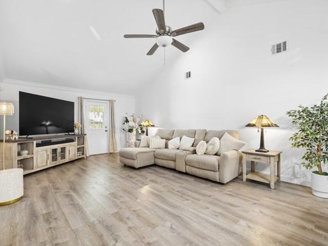 3823 Shadow Trl, Houston, TX 77084