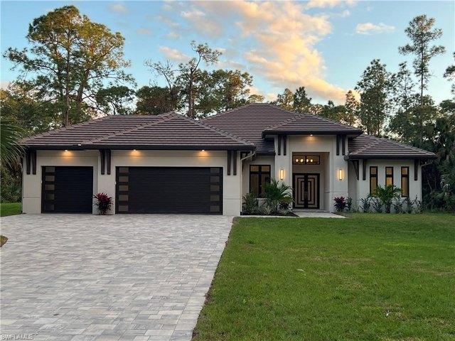 382 39th Ave NE, Naples, FL 34120