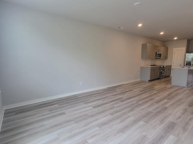 382 Casper Dr