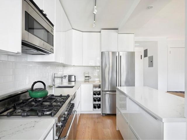 382 Central Park W Apt 15N, New York, NY 10025