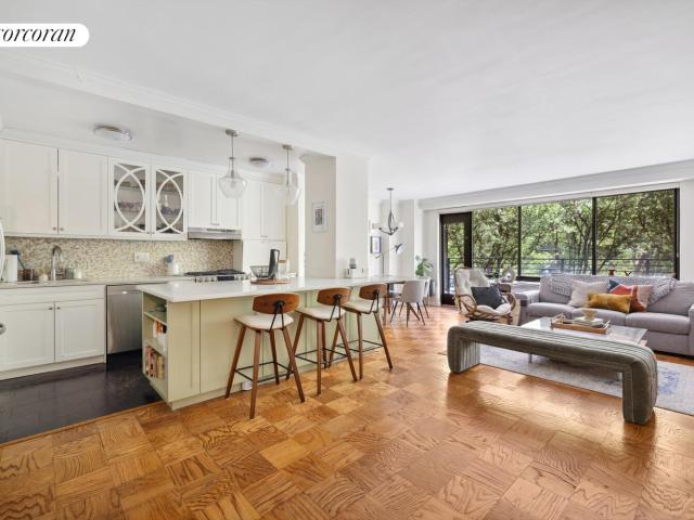 382 Central Park West, New York, NY