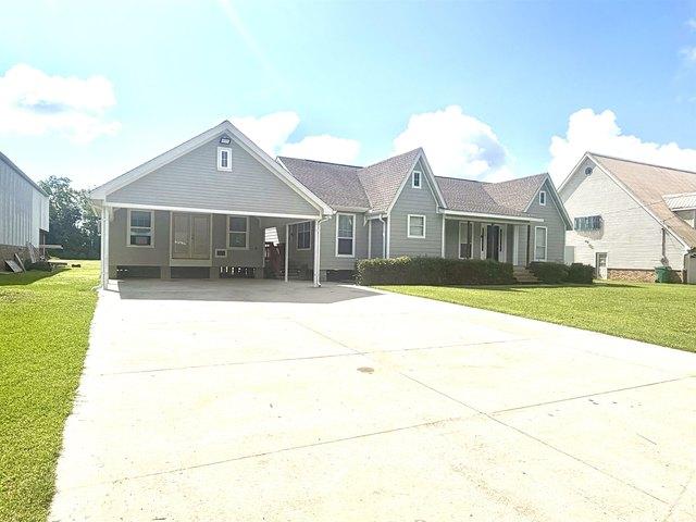 382 Chester Lee St, Larose, LA 70373