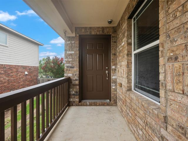 382 Bloomsbury Dr
