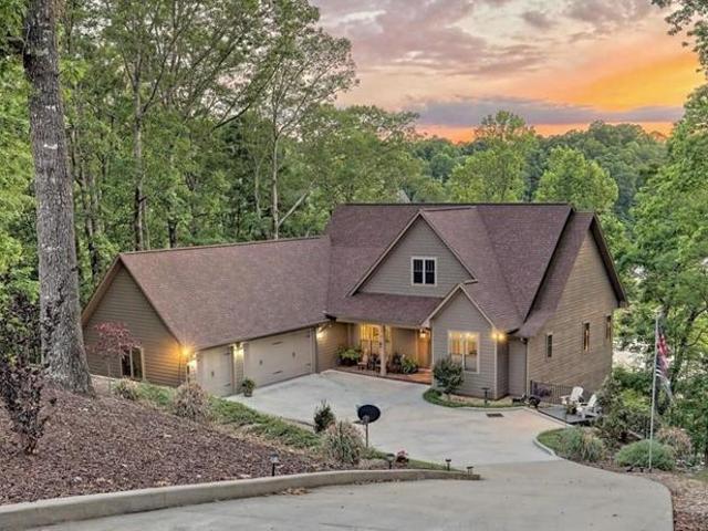 382 Forked Leaf Rd, Cleveland, GA 30528
