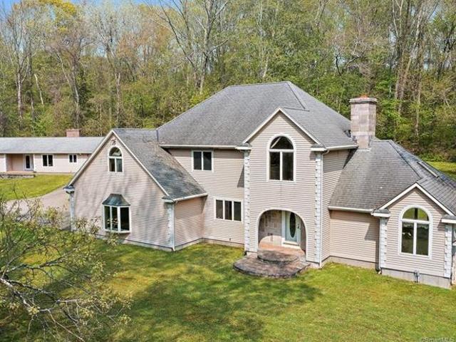 382 Lathrop Rd, Plainfield, CT 06374