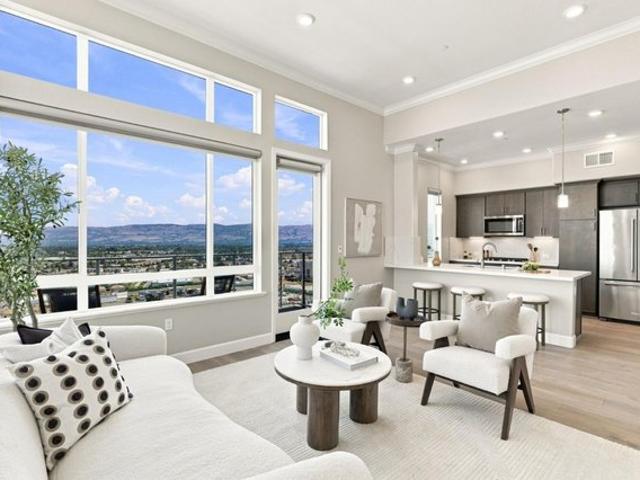 382 Llano De Los Robles Ave Unit 9, San Jose, CA 95136