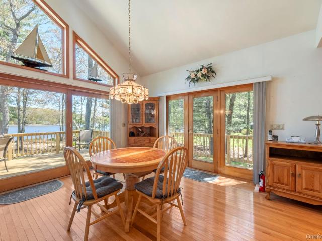382 S Shore Drive