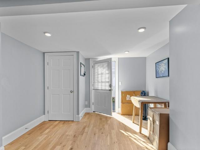 382 Spring Street 1