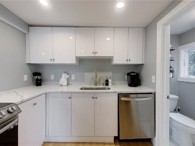 382 Spring Street 2