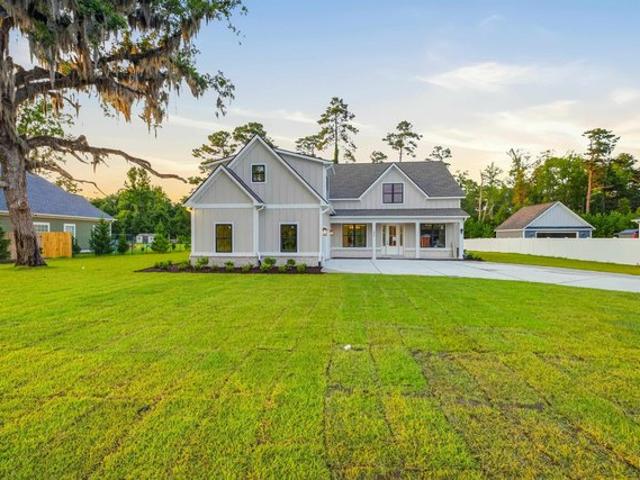 382 Ridge Rd, Galivants Ferry, SC 29544