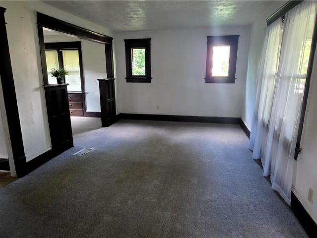 382 W Cedar Street