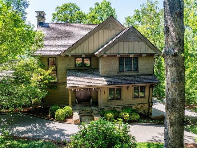 382 White Sulphur Hill Rd, White Sulphur Springs, WV 24986
