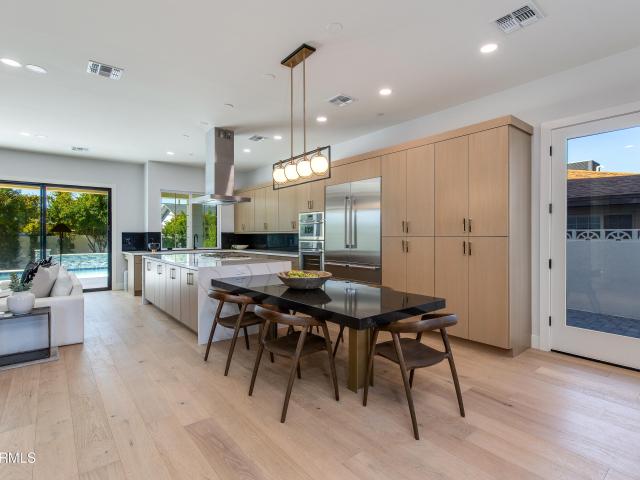 3834 N 34th St, Phoenix, AZ 85018 | MLS #7002 | Compass