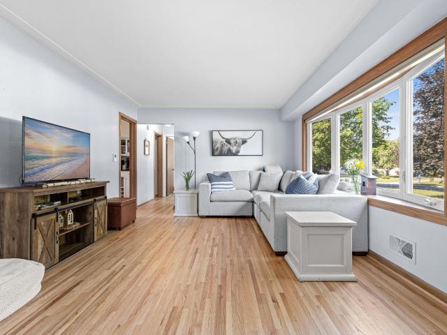3834 Dennis Lane