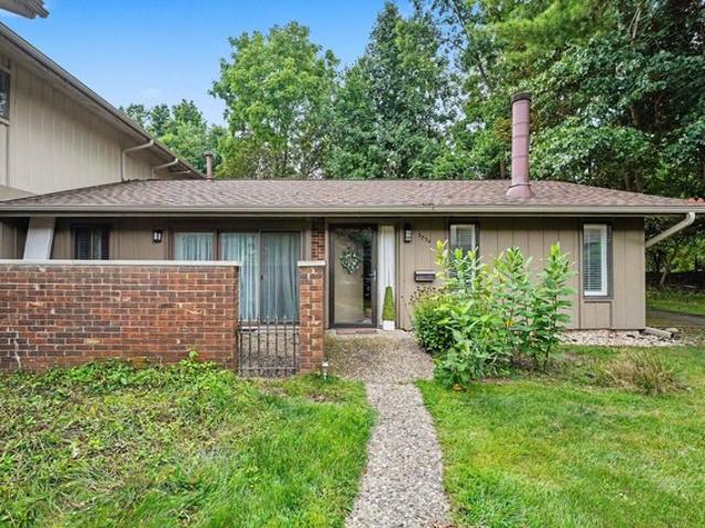 3834 Greenleaf Cir, Kalamazoo, MI 49008