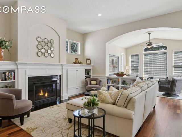 3834 Linden Dr E, Medina, MN