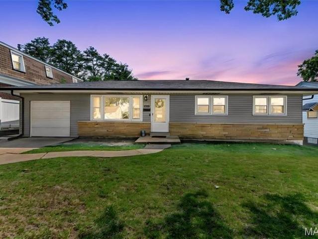 3834 Primm St, Saint Louis, MO 63123