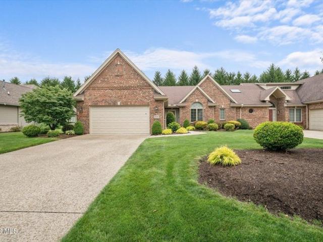 3835 Deer Valley Ln, Maumee, OH 43537