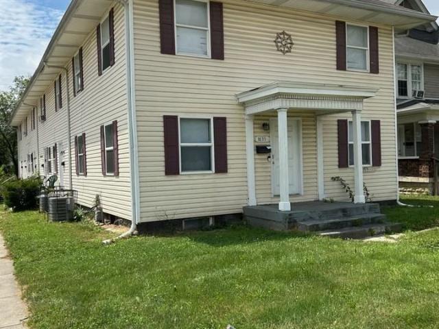 3835 East Washington Street 2 Bedroom Apartment for Rent at 3835 E Washington St, Indianapolis, IN 46201 Near Southeast