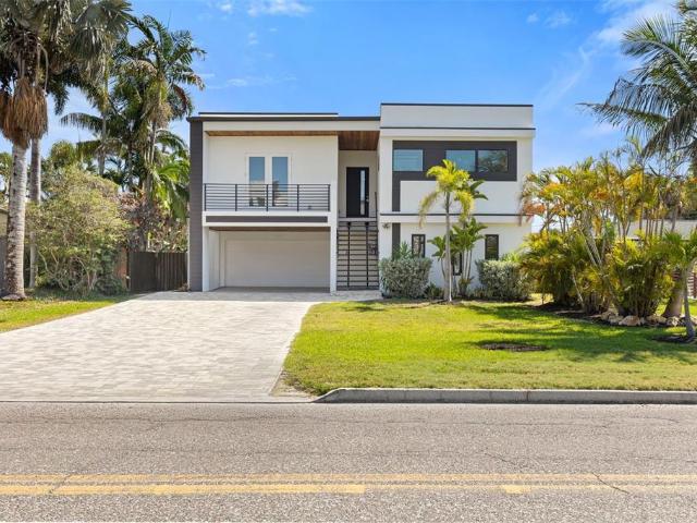 3835 Shore Acres Blvd NE, St. Petersburg, FL 33703 | MLS #TB8502