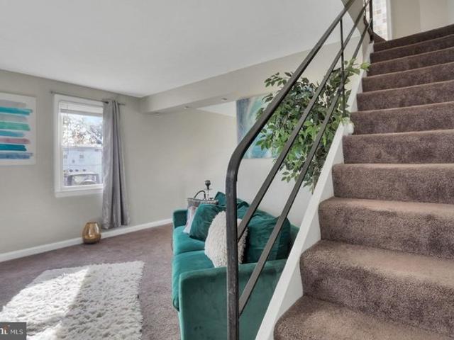 3835 26th Ave, Temple Hills, MD 20748