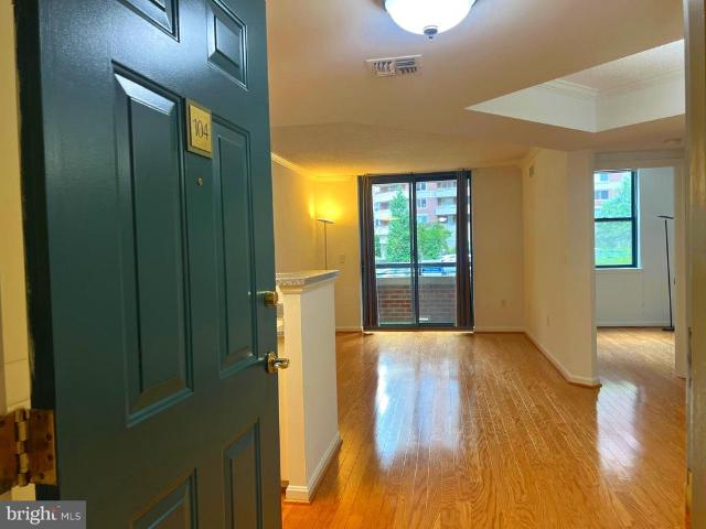 3835 9Th Street N # 104W