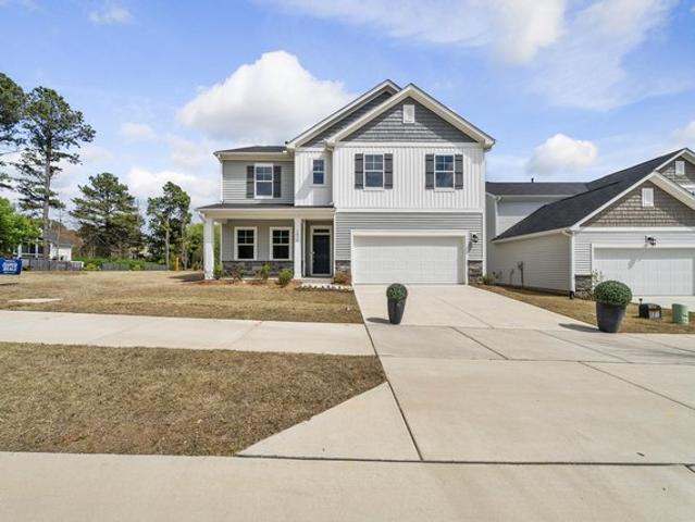 3836 Mason Bluff Dr, Raleigh, NC 27616