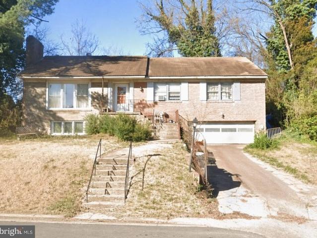 3836 N Oakland St, Arlington, VA 22207