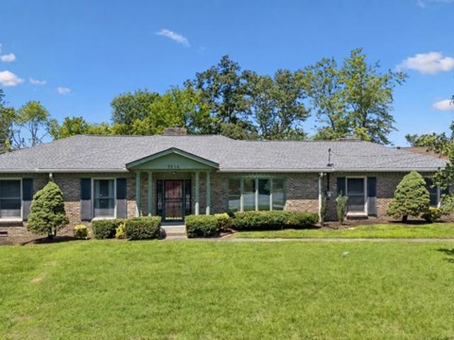 3836 Lake Aire Dr, Nashville, TN 37217