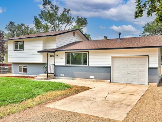 3837 NW Dutton Way, Mountain Home, ID 83647