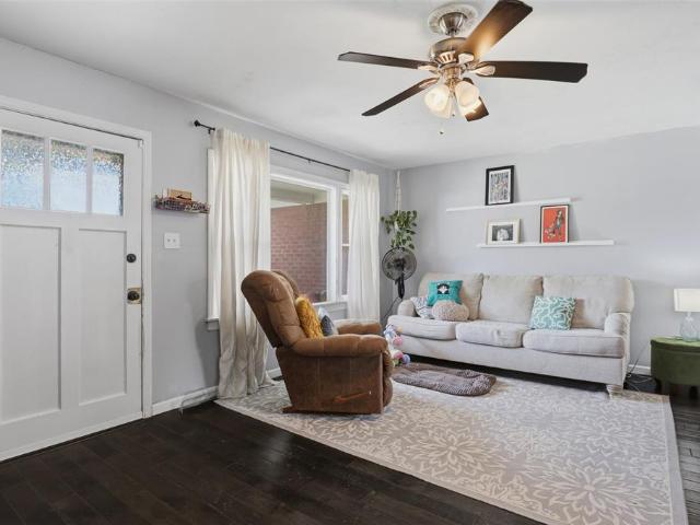 3837 Cashion Place