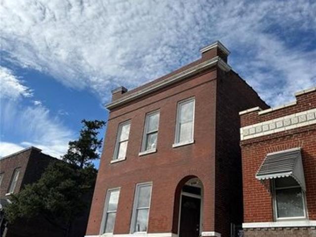 3837 S Compton Ave, Saint Louis, MO 63118