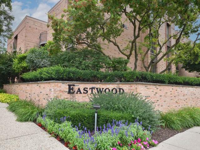 3838 N Oakland Ave Apt 274, Shorewood, WI 53211