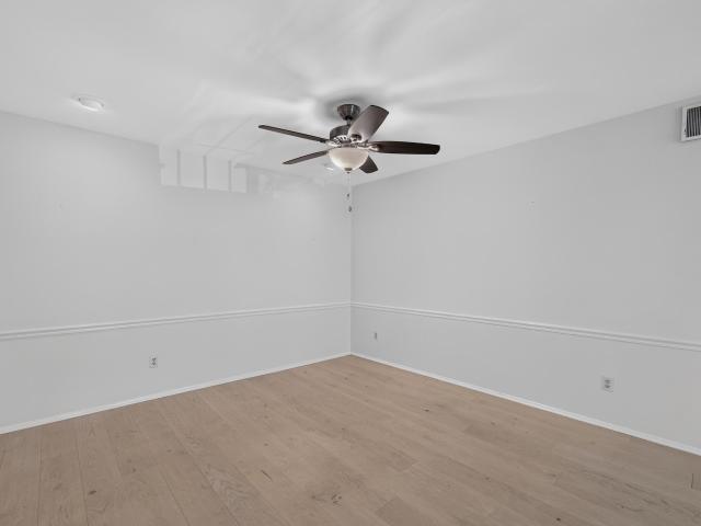 3838 N Oakland Ave, Unit 375