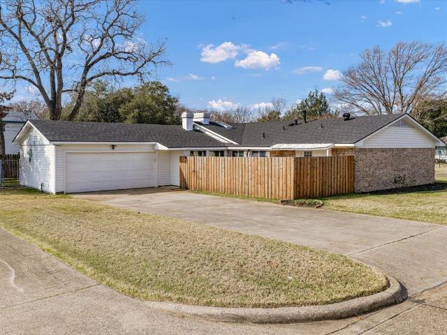 3838 Crestpark Drive