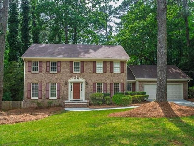 3838 Hunting Ridge Dr SW, Lilburn, GA 30047