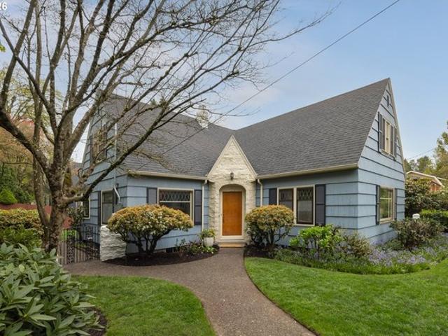3838 SE Glenwood St, Portland, OR 97202