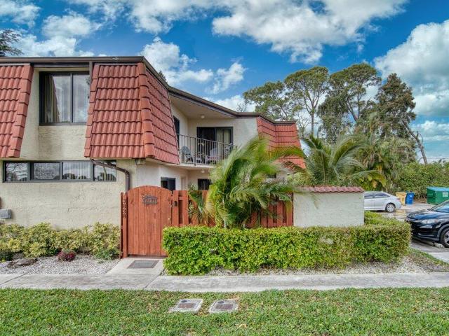 3838 Victoria Dr, West Palm Beach, FL 33406 | MLS #R11169 | Compass