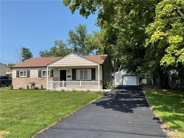 38397 Dolores Dr, Eastlake, OH 44095