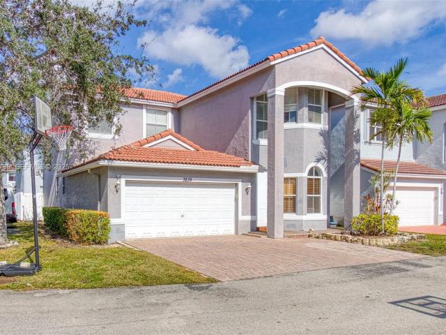 3839 SW 51st St, Hollywood, United States, FL