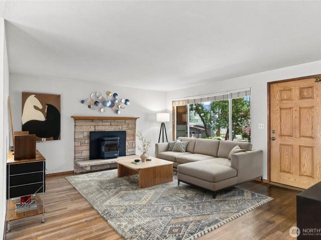 3839 th Avenue SE