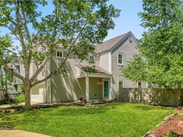 3830 Staghorn Dr, Longmont, CO 80503