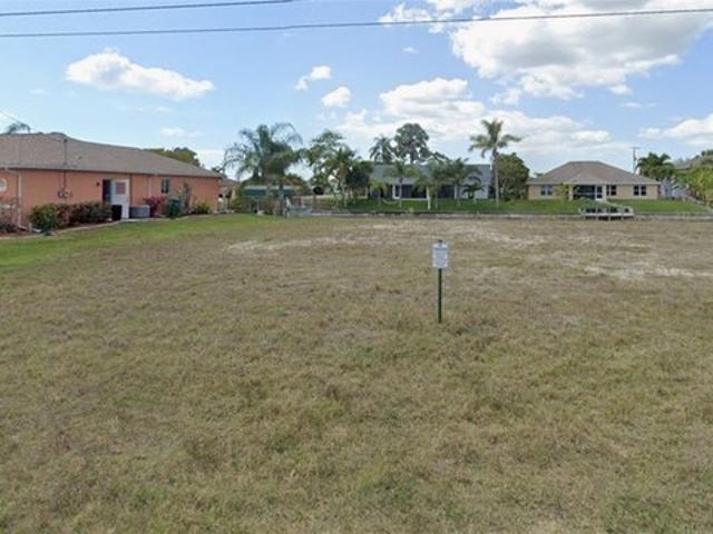 3830 SW 17th Ave, Cape Coral, FL 33914