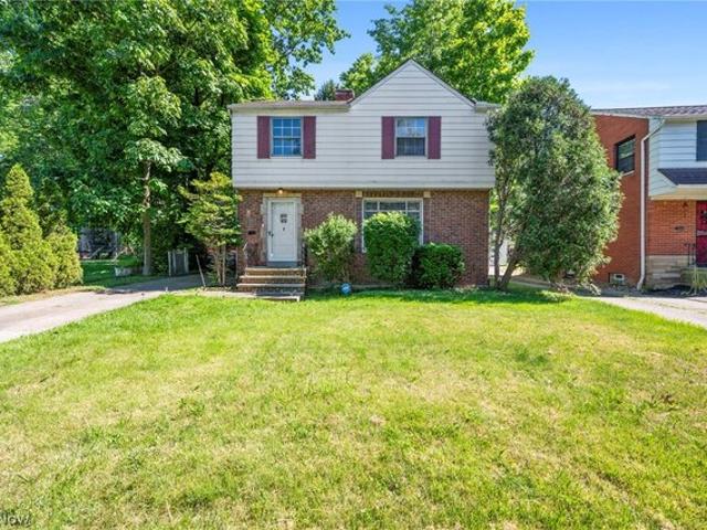 3830 Sherwood Rd, Cleveland, OH 44121
