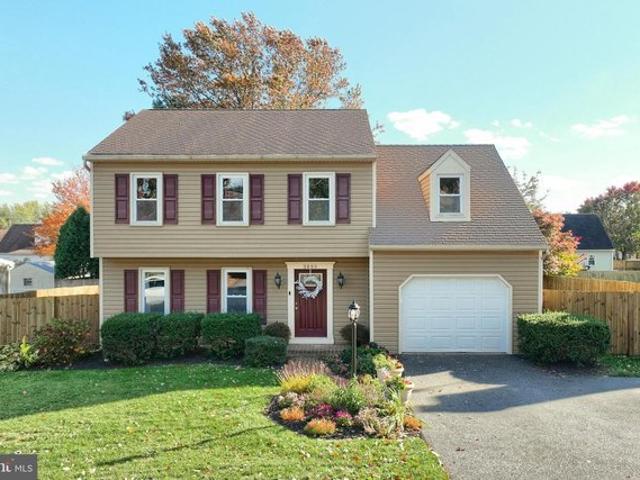 3830 Silver Spur Dr, York, PA 17402