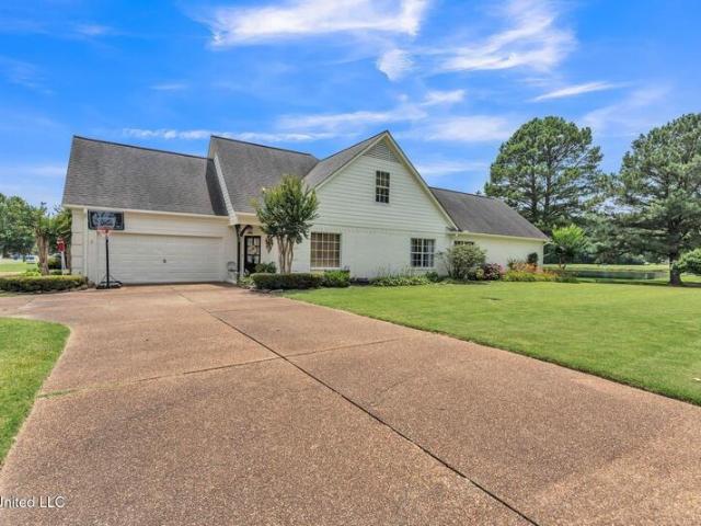 3831 Lake Village Cove, Olive Branch, MS 38654
