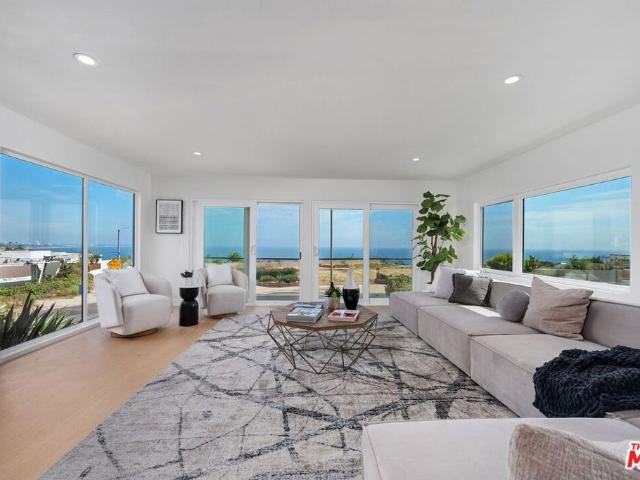 3831 Surfwood Road