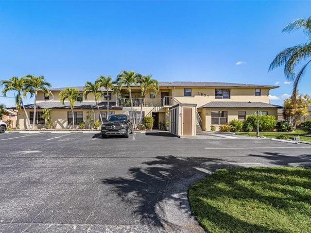 3831 SE 11th Pl Apt 101, Cape Coral, FL 33904