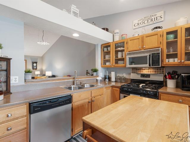 3832 Old Elm Drive
